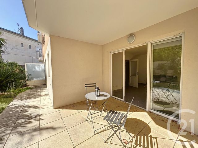 Appartement T3 à vendre - 3 pièces - 56,60 m2 - Frejus - 83 - PROVENCE-ALPES-COTE-D-AZUR